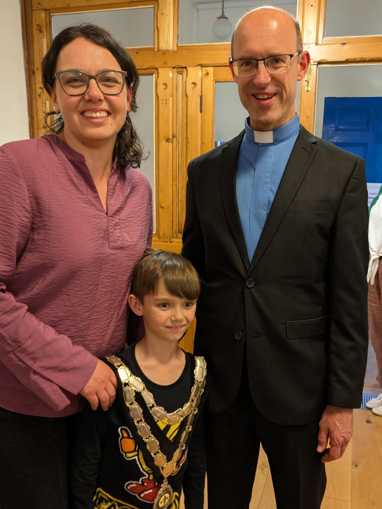 Swaffham Welcomes Revd. Vels and Family | Swaffham Town Council